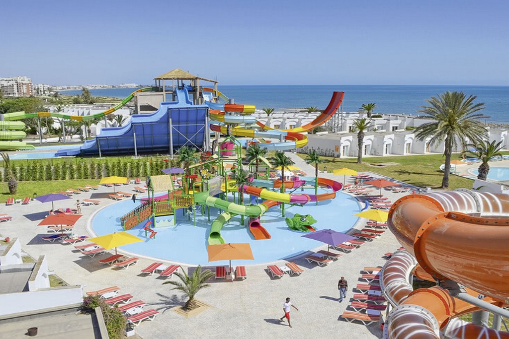 Aktiv ferie, Aqua Splash, tennis, udflugter, planlægning